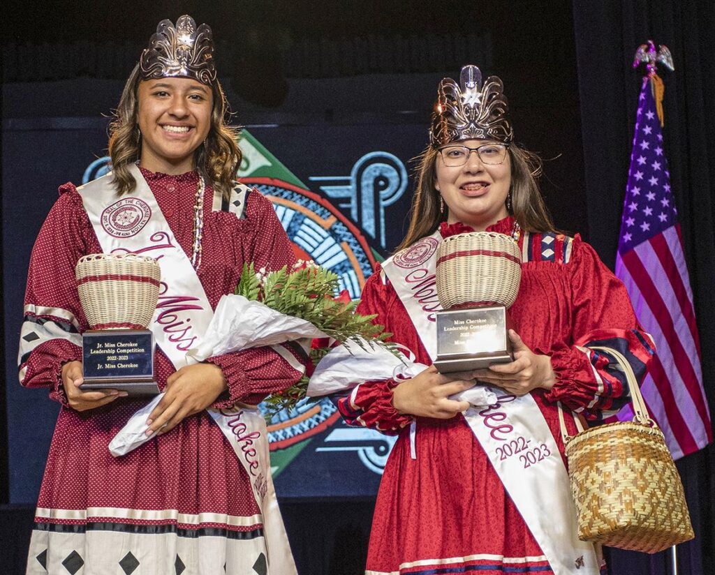 Muldrow High School sophomore is crowned Jr. Miss Cherokee - Eastern ...