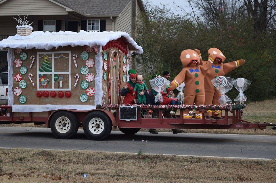 Roland and Muldrow Christmas Parade Winners Announced - News