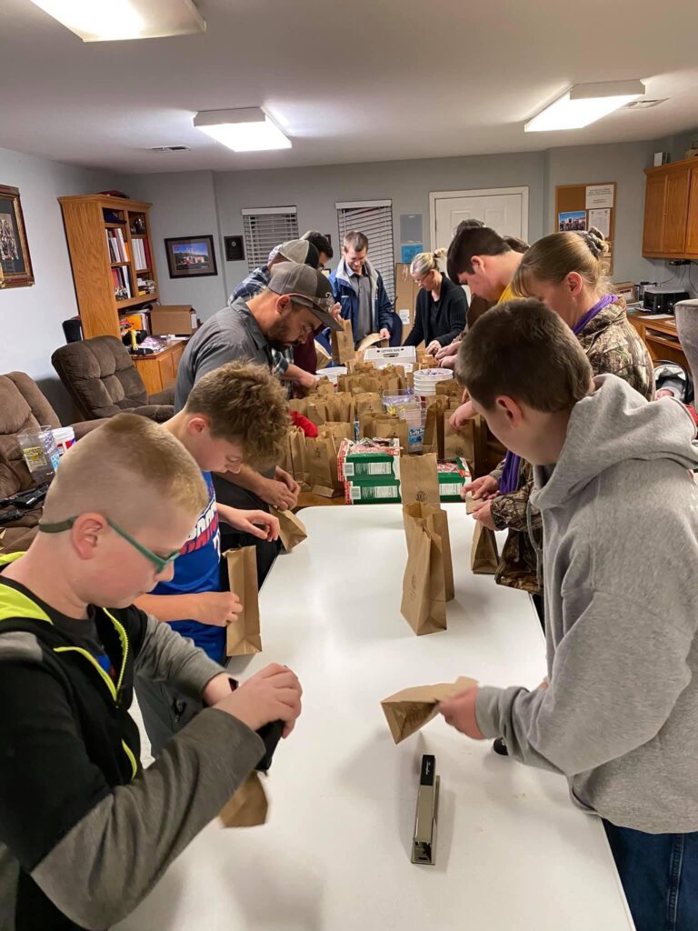 Plenty of Sacks of Candy for Roland Christmas Parade - Eastern Times ...