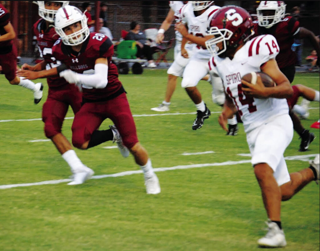 Spiro spoils football homecoming for Muldrow in battle of Bulldogs - Eastern Times Register