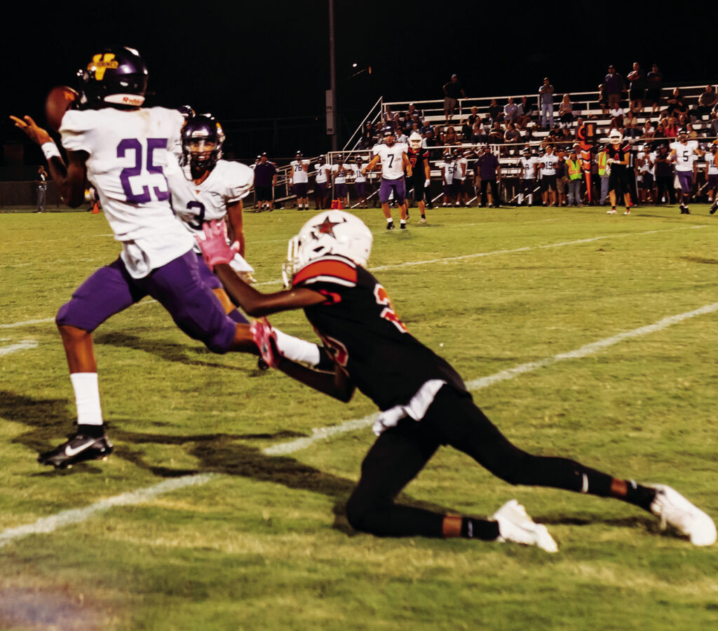 Vian Wolverines claw Roland Rangers in countywide district contest ...
