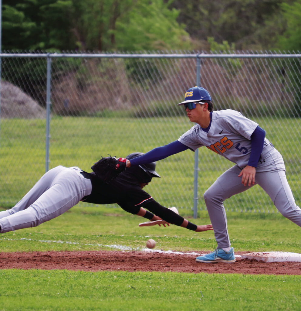 Roland baseball team splits district games with Victory Christian, then falls to Hulbert ...