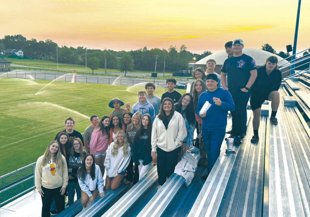 Second annual Roland senior sunrise held - Eastern Times Register