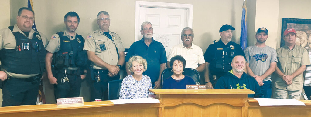 Muldrow signs proclamation - Eastern Times Register