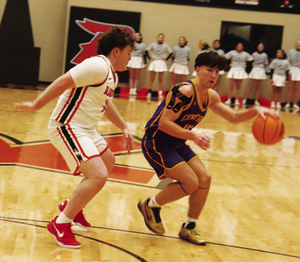 Central Tigers stun top seed Roland Runnin’ Rangers in SCC semifinals ...